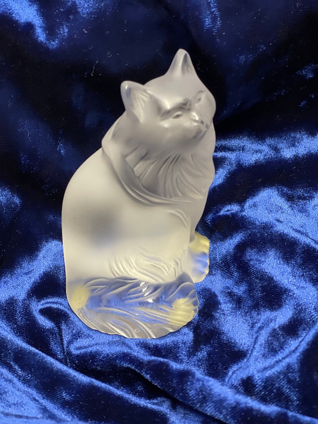 Heggie Cat, A Favorite Mascot for All Three Generations of Lalique, the ...