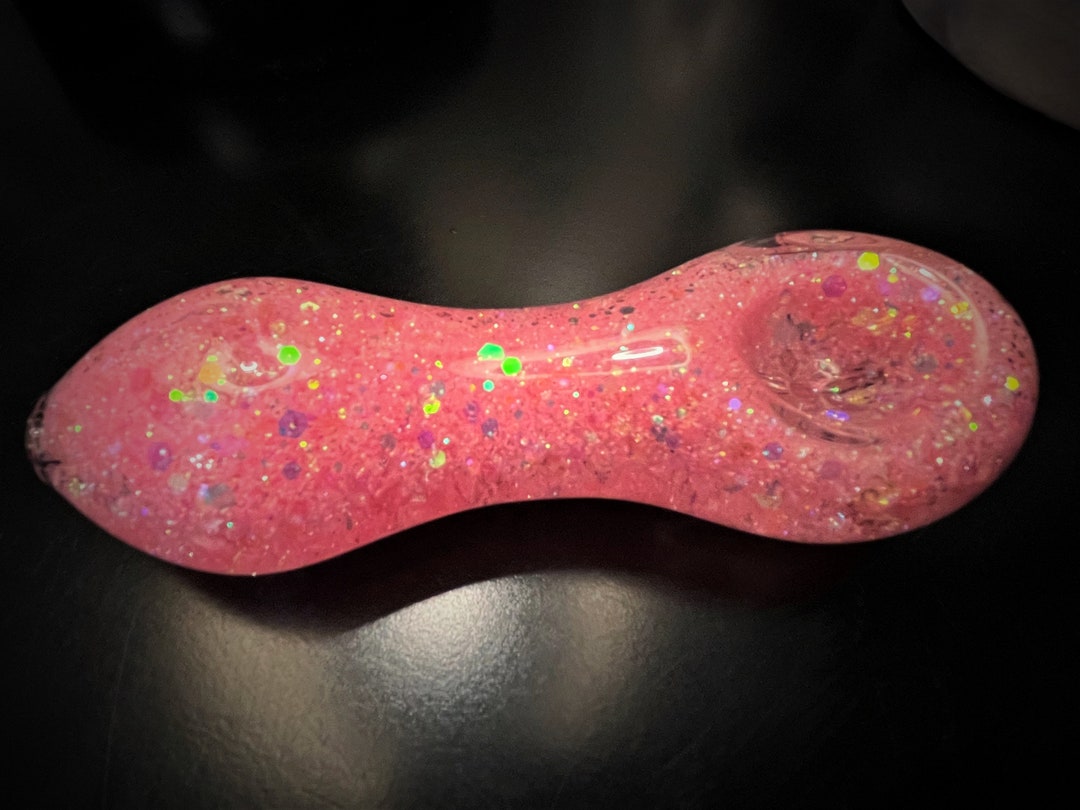 Icey Pink Girly Freezable Glitter Glass Pipe Color Changing - Etsy
