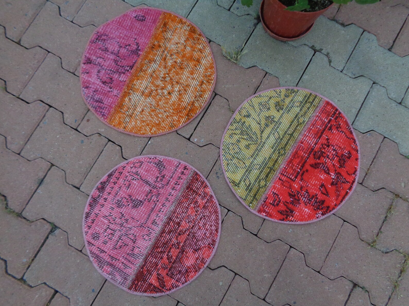 3 Vintage Coasters, Circle Rugs, Colorful Under Plates, Round Carpets ...