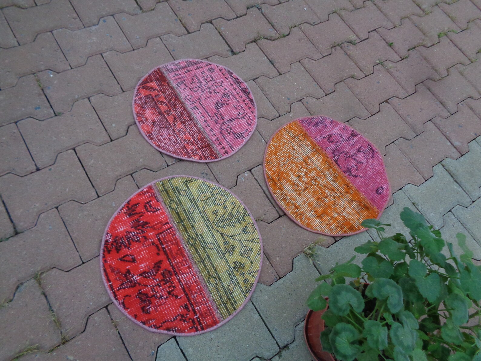 3 Vintage Coasters, Circle Rugs, Colorful Under Plates, Round Carpets ...