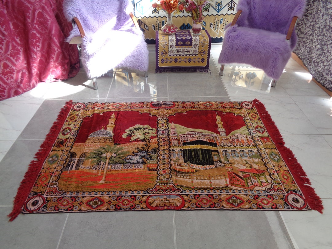 Red Islamic Wall Rug, Velvet Wall Hangings Rug, Wall Decor Boho, Kaaba ...