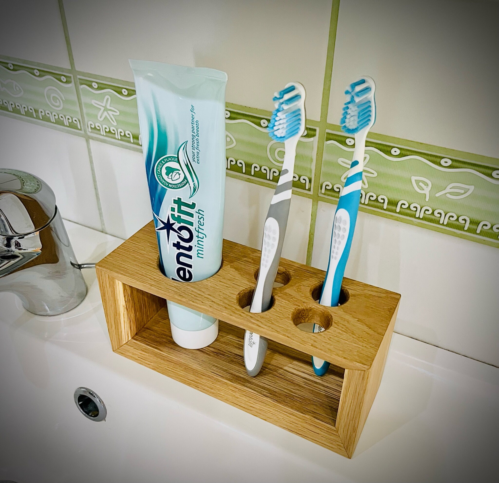 Wooden Toothbrush and Toothpaste Holder Wooden Electric Toothbrush ...