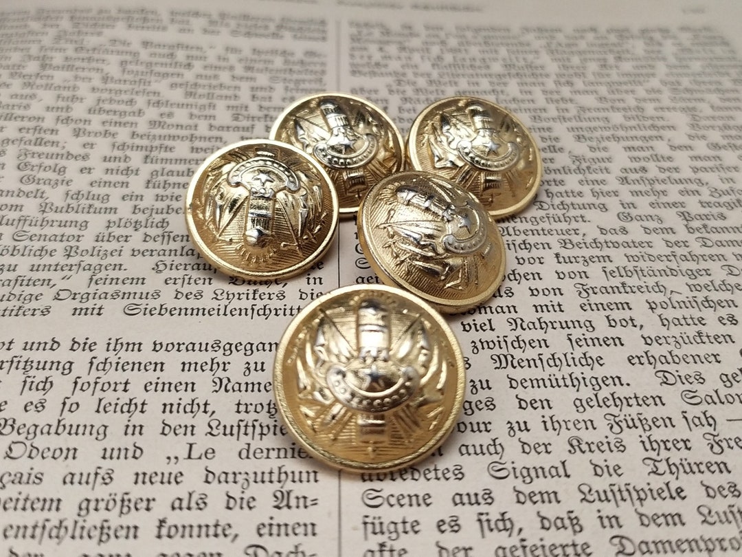 Vintage Metal Crest Buttons in Gold Tone, Set of 5 - Etsy