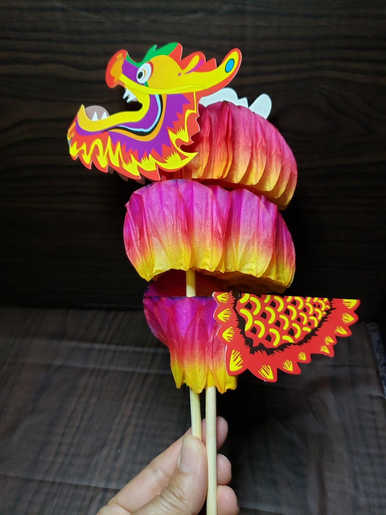 DIY Dragon Dance Hand Puppet Kit: Chinese New Year Craft (29” Dragon ...
