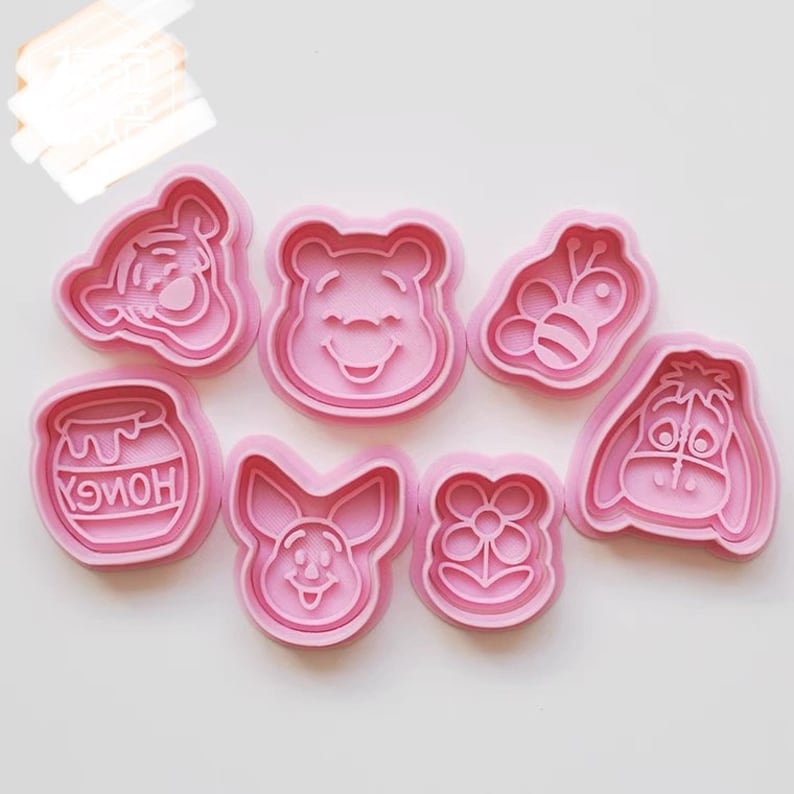 Cartoon Winnie Cookie Cutter With Stamp, Biscuit Mold, Playdoh Cutter ...