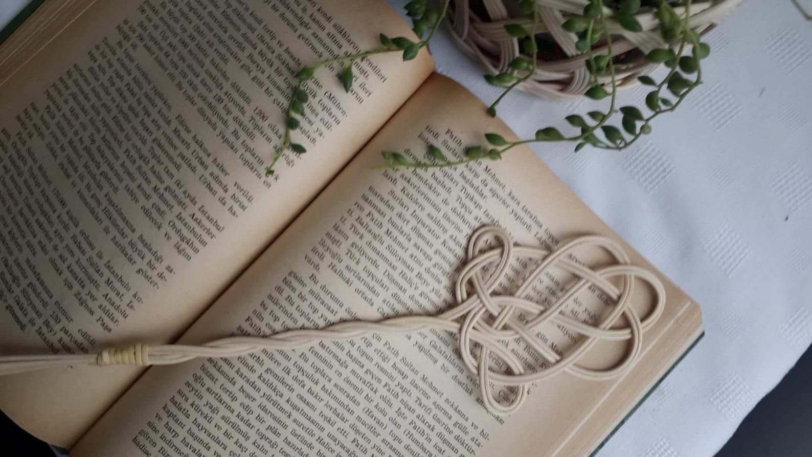 Rattan Bookmark, Flowers Design Bookmarks, Bamboo Scent Stick - Etsy