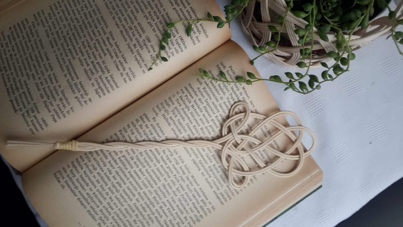 Rattan Bookmark, Flowers Design Bookmarks, Bamboo Scent Stick - Etsy
