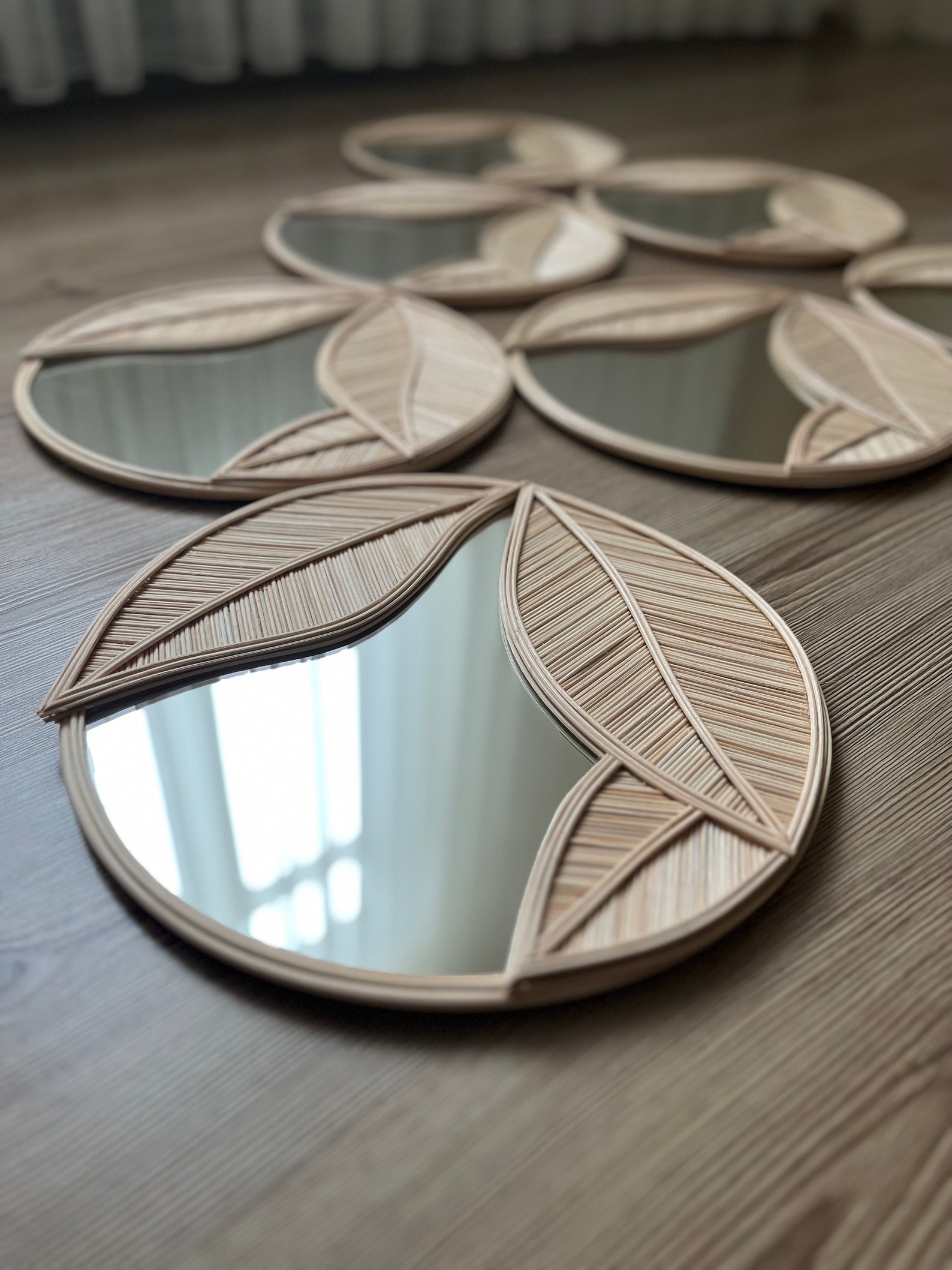 Rattan Tropical Leaf Texture Mirror, Round Mirror, Leaf Design Mirror ...
