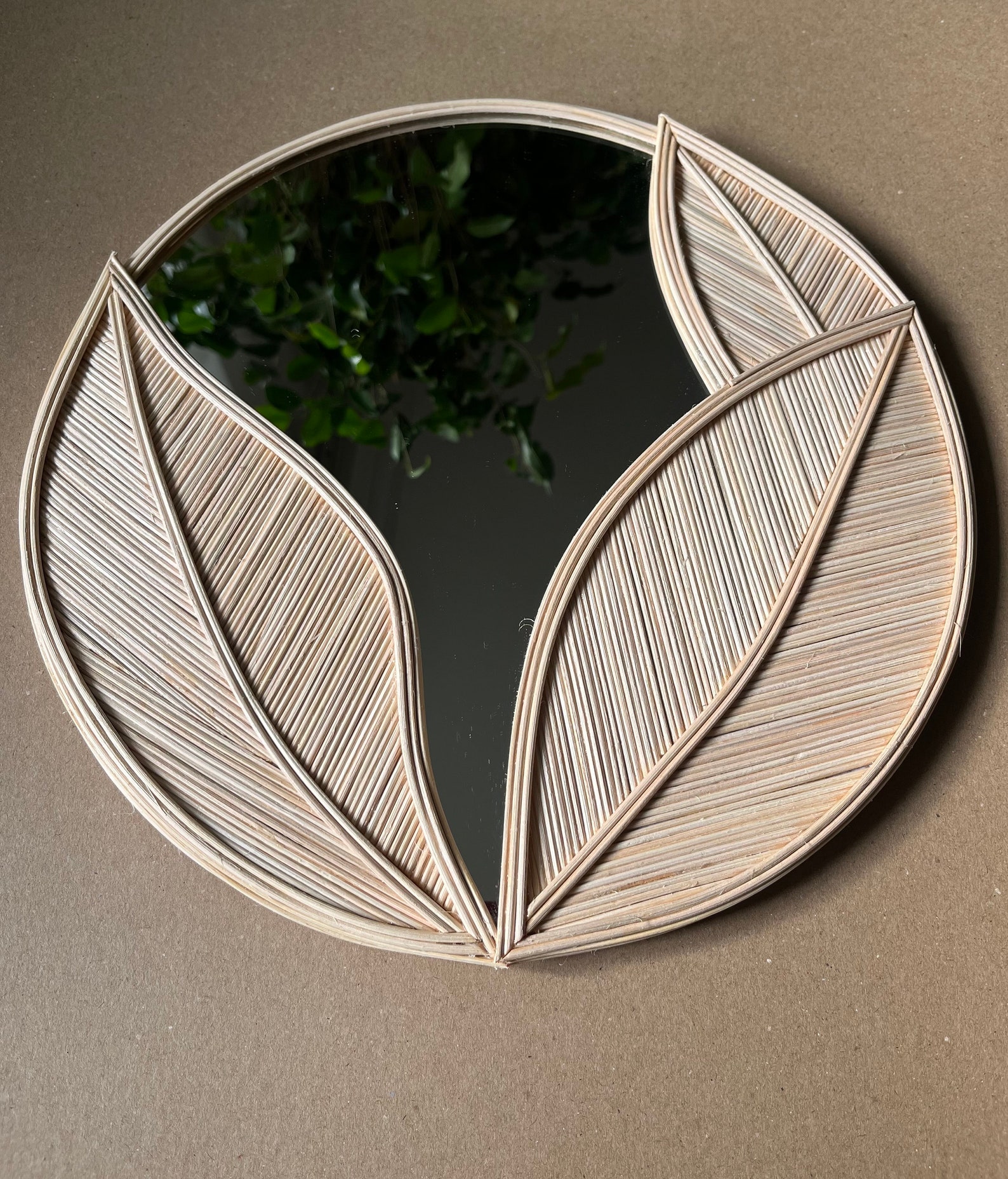 Rattan Tropical Leaf Texture Mirror, Round Mirror, Leaf Design Mirror ...