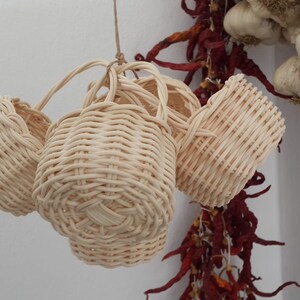 Set of 5 Rattan Mini Baskets, Cute Ornamental Baskets, Dollhouse ...