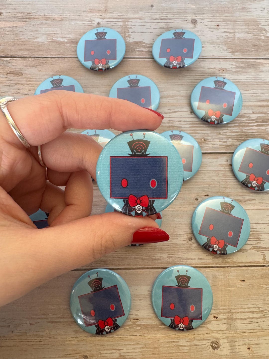 Hazbin Hotel Vox Pin/badge - Etsy