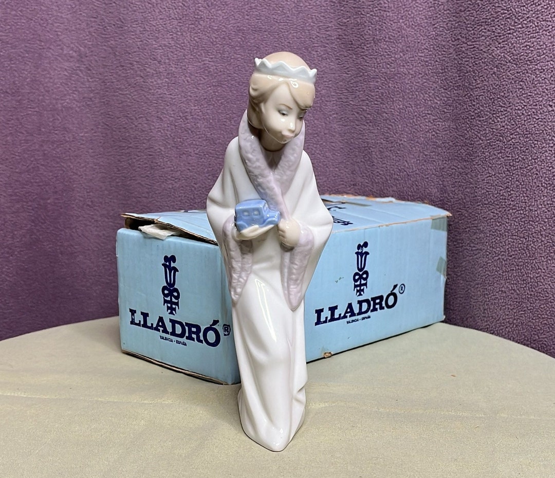 Official Lladró Porcelain Figurine King Gaspar Belén, Lladró ...