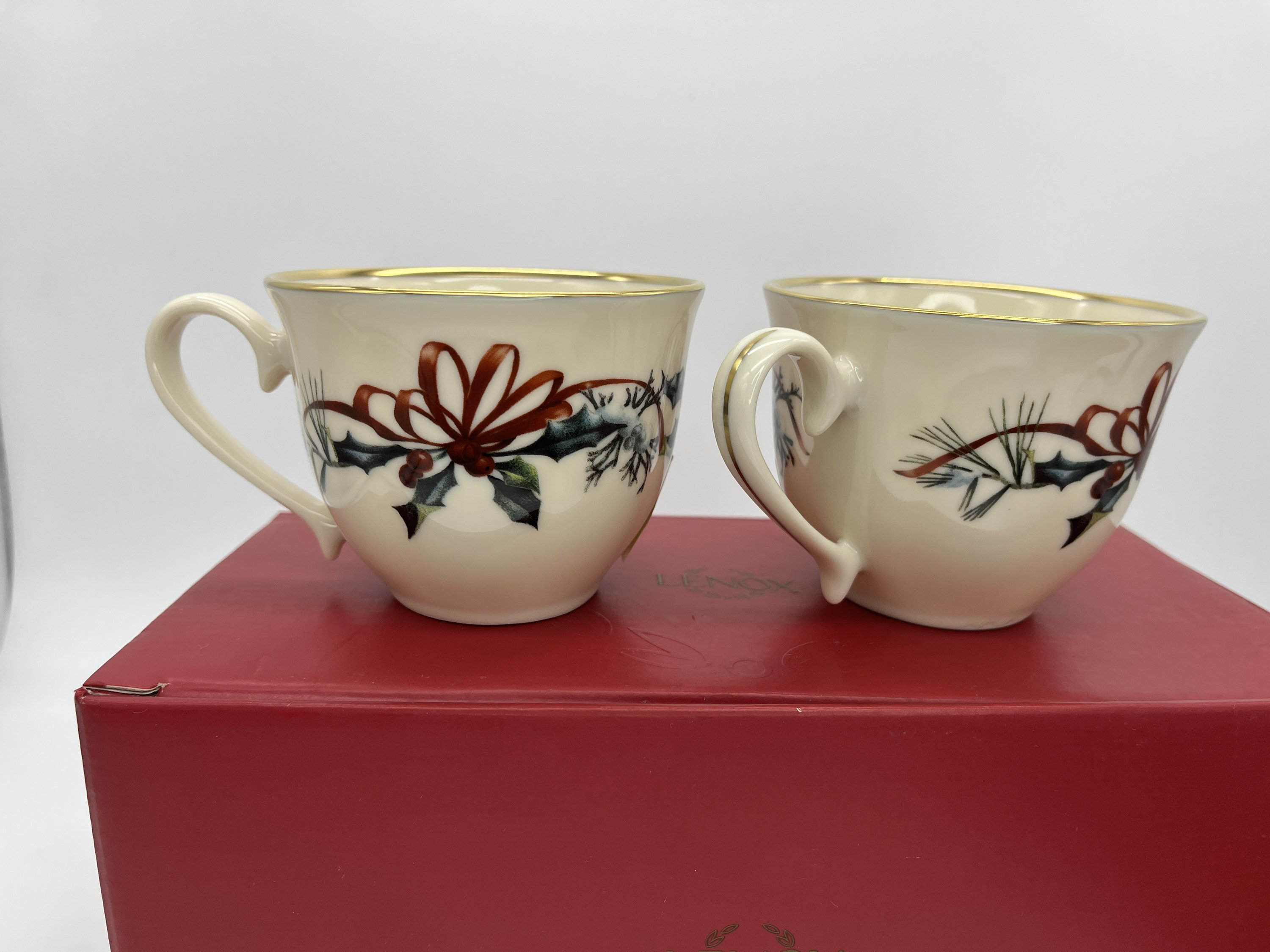 NEW Lenox Winter Greetings Oil Bottle Gift Set Sugar Bowl - Etsy
