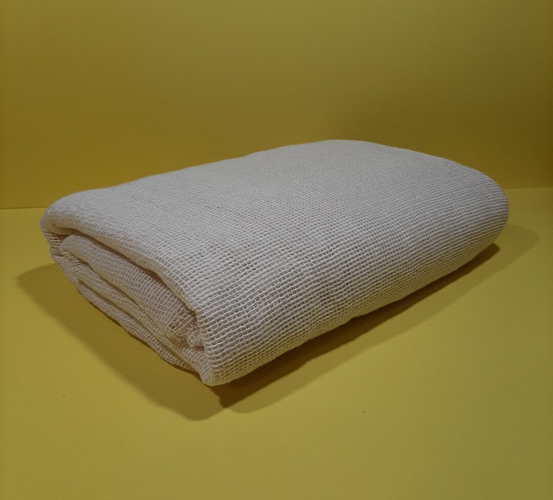 SECONDARY Backing Material for Finishing Tufted Rugs, Cotton 165" (4.2 ...