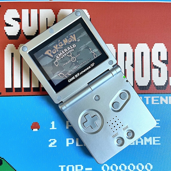 Nintendo Gameboy Advanced SP Handheld Console Silver AGS-001 www.caodangnghekg.edu.vn