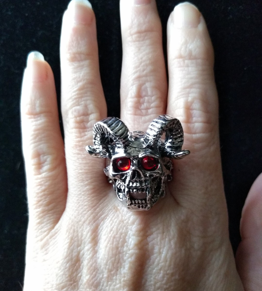 Silver Satan Goat Head Skull Ring - Etsy