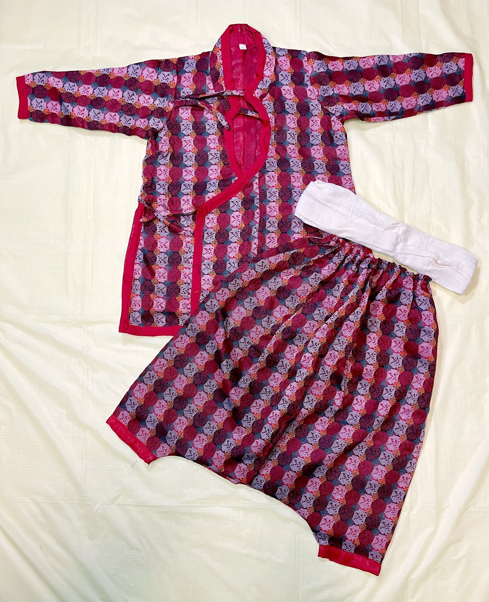 Little Girl Newari Dress "bhāntānlan " - Etsy