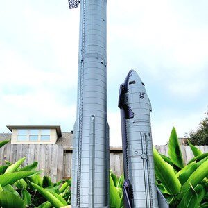 3D Printed B10 Super Heavy Booster, OLM, and S28 Starship Desk ...