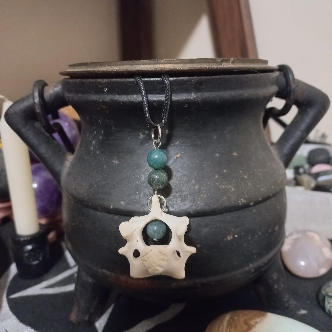 Real Deer Fawn Vertebrae Bone W/ Genuine Semi-precious Crystal Moss ...