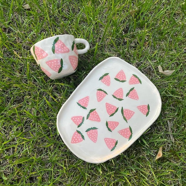 Ceramic Strawberry Plate - Etsy