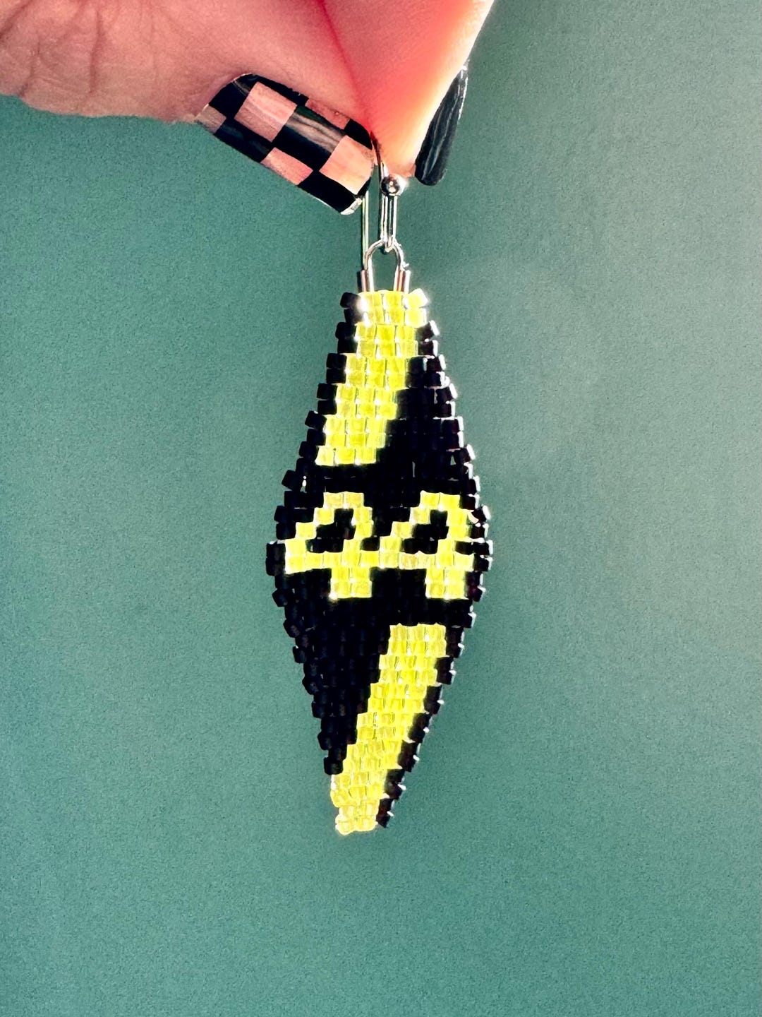 Formula 1 F1 Lewis Hamilton 44 Hand Beaded Earrings - Etsy