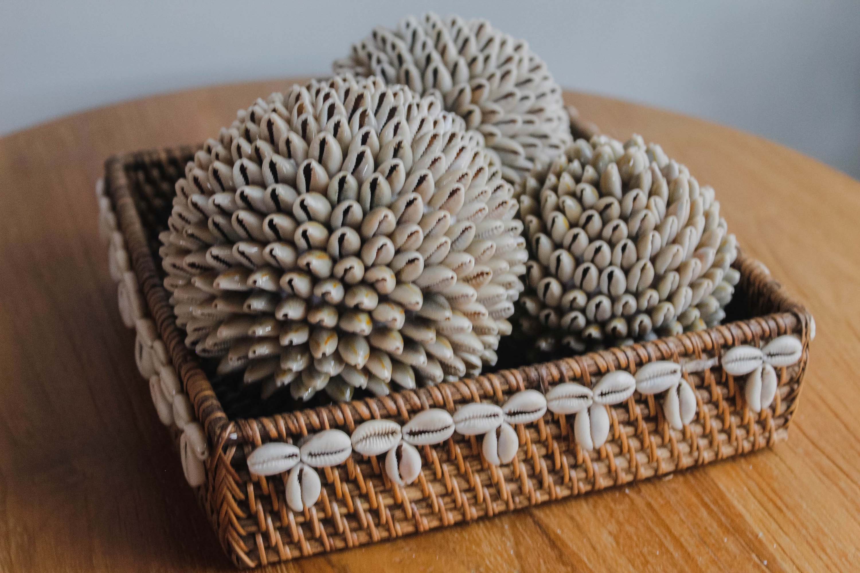 Seashells Table Decor, Set of 3 Cowrie Shell Balls for Coastal Style ...