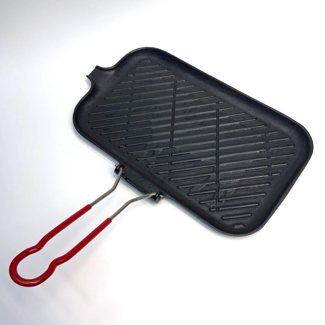 LE CREUSET France, Cast Iron Rectangular Grill Pan With Folding Handle ...