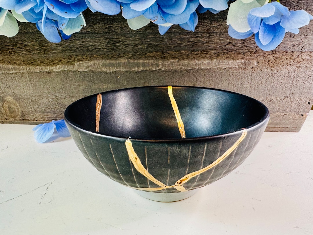 Kintsugi Bowl, Kintsugi Black Bowl, Kintsugi Pottery, Minimalist, Home ...