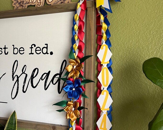 Filipino Graduation Lei With 2024 and Flowers - Etsy