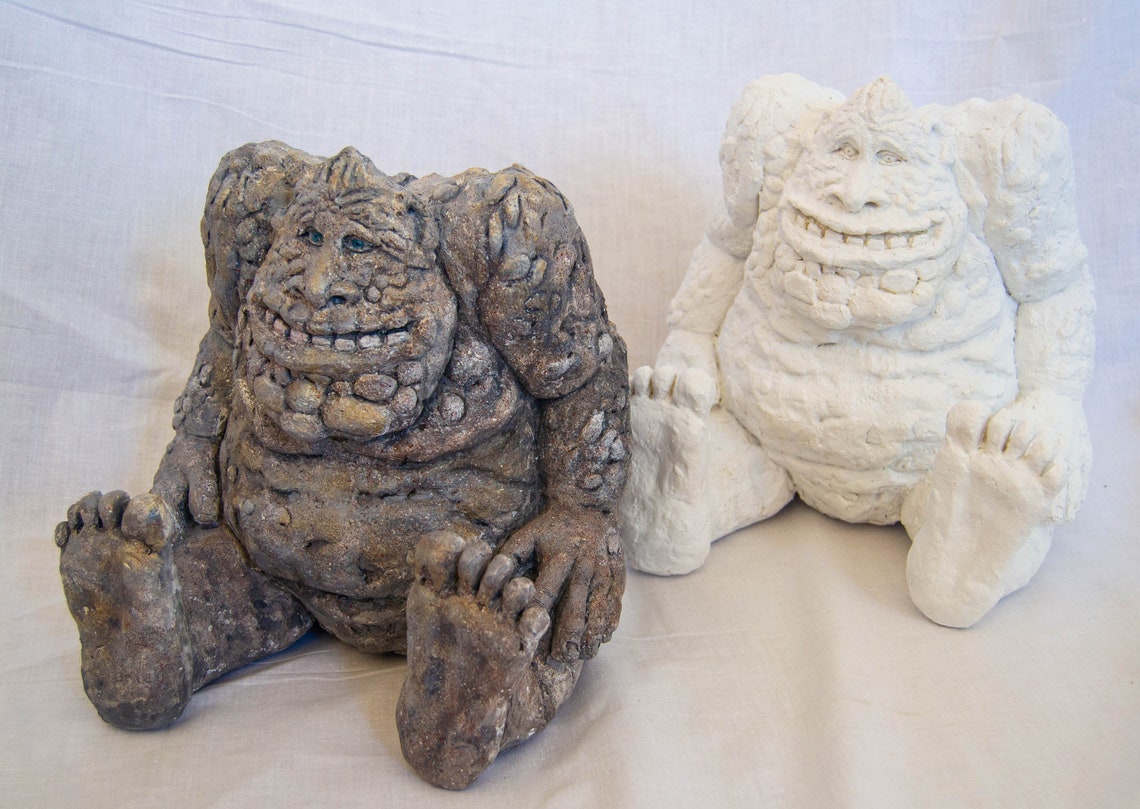 STONE EATER FIGURE. Never-ending Story - Figurine Statues & Sculptures ...