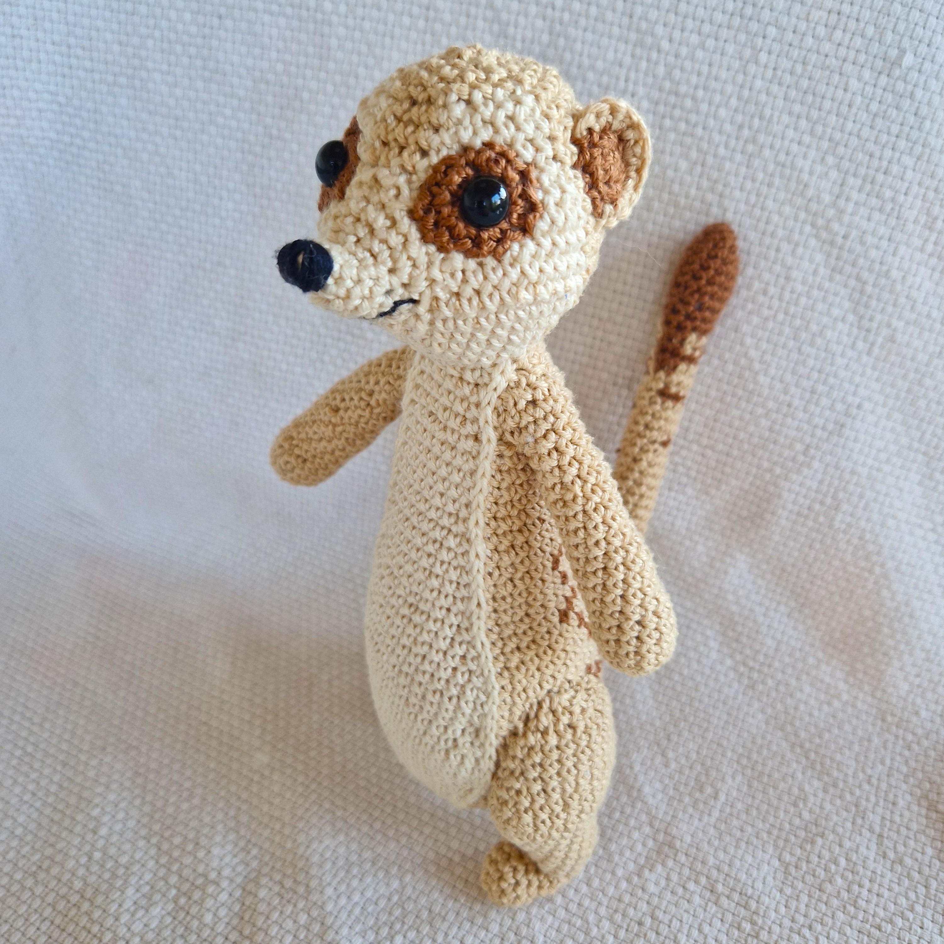 Milo the Meerkat, Amigurumi Crochet Pattern, Eddy das Erdmännchen ...