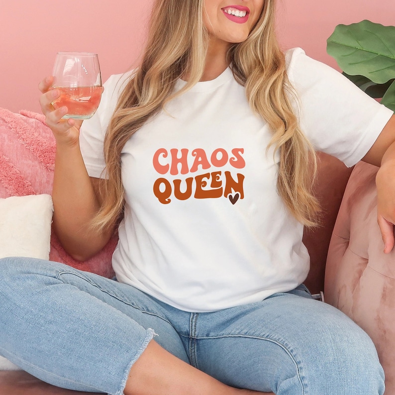 Chaos Queen SVG PNG PDF Retro Svg Chaos Svg Wellenförmige - Etsy.de