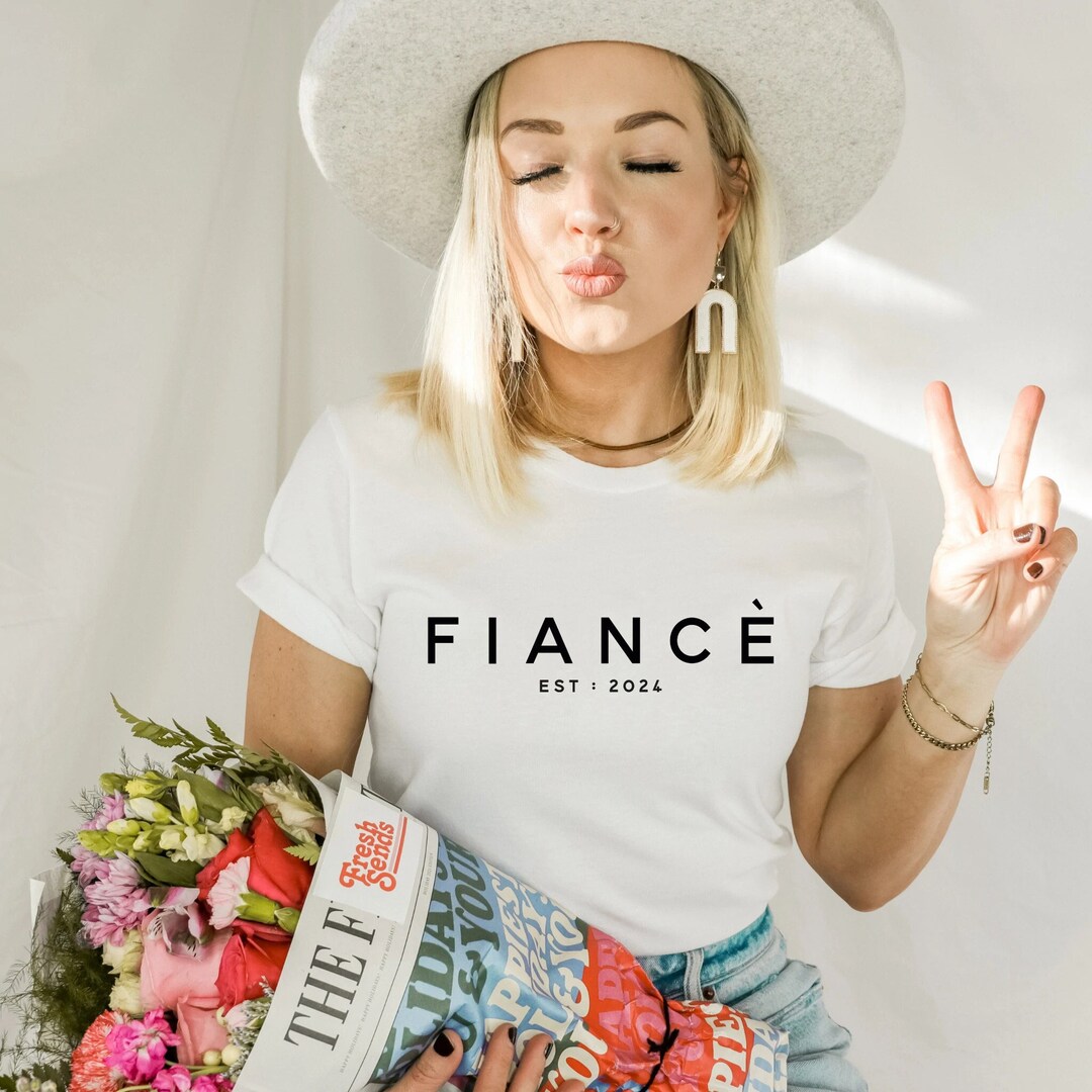 Fiancé SVG PNG PDF, Fiance Est 2024 Cut File, Ring Shower Gift, Newly ...
