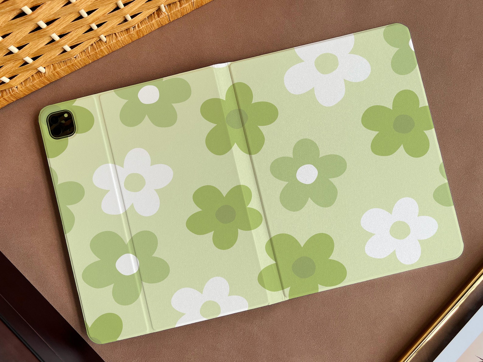 Fresh Green Floral iPad Air 4 10.9 Case With Apple Pencil Holder Soft ...