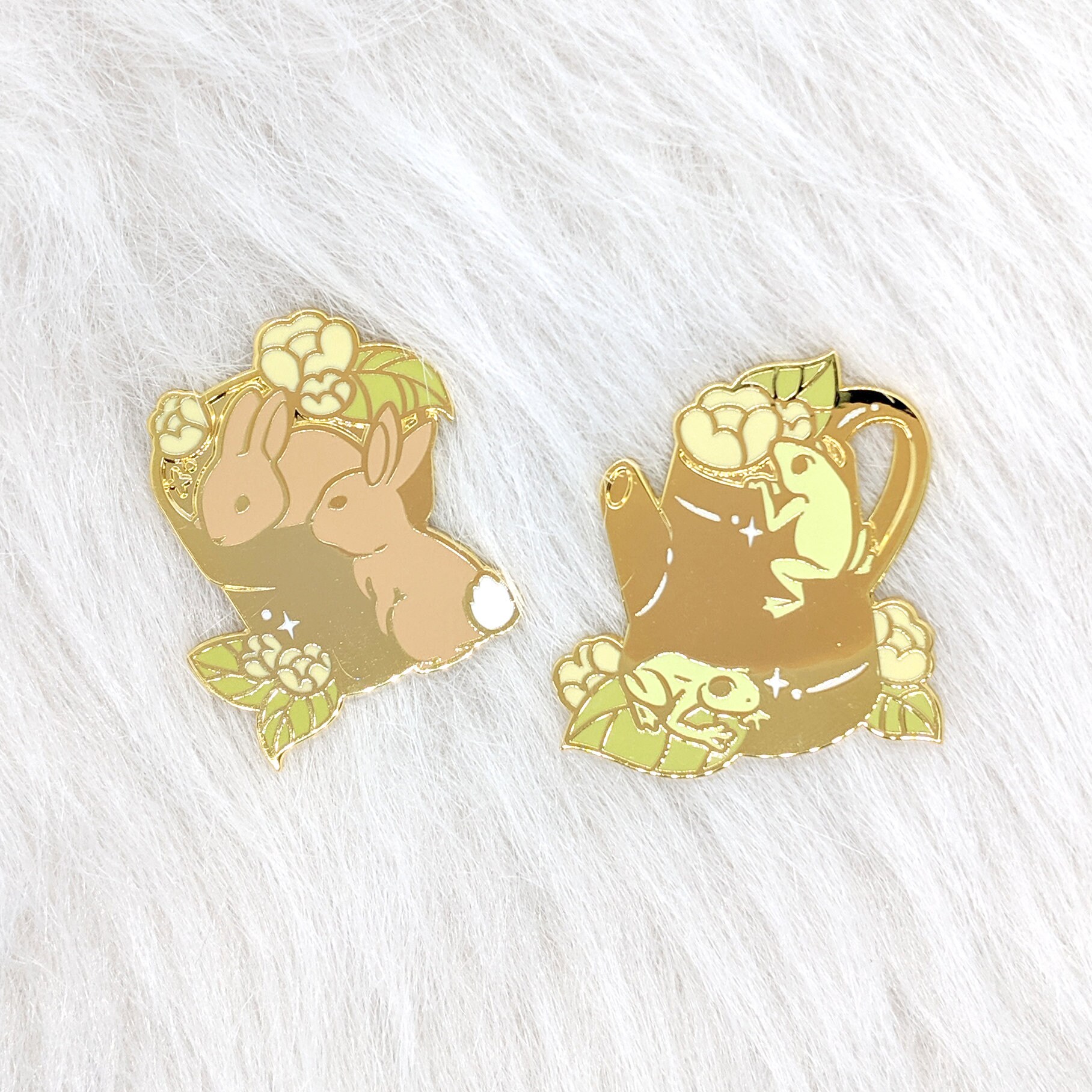 Cottagecore Bunny Hard Enamel Pin - Etsy