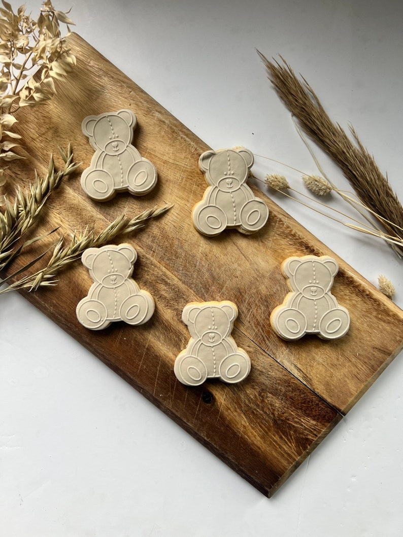 Bear & Cloud Baby Shower Cookies: Neutral Colors - Etsy UK