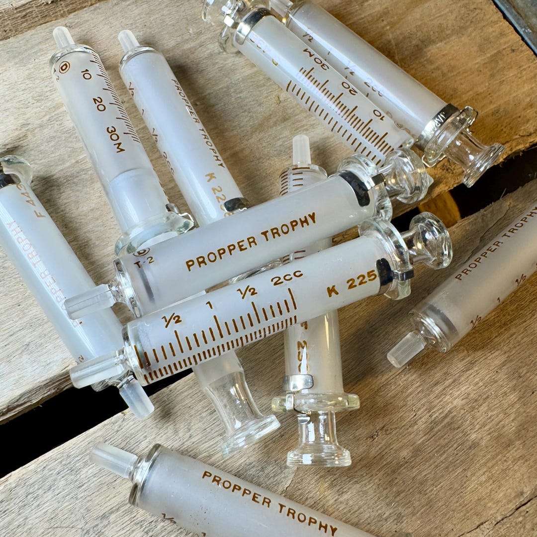 Vintage Propper Trophy 2cc Glass Syringe – Korean War Era Medical Decor ...
