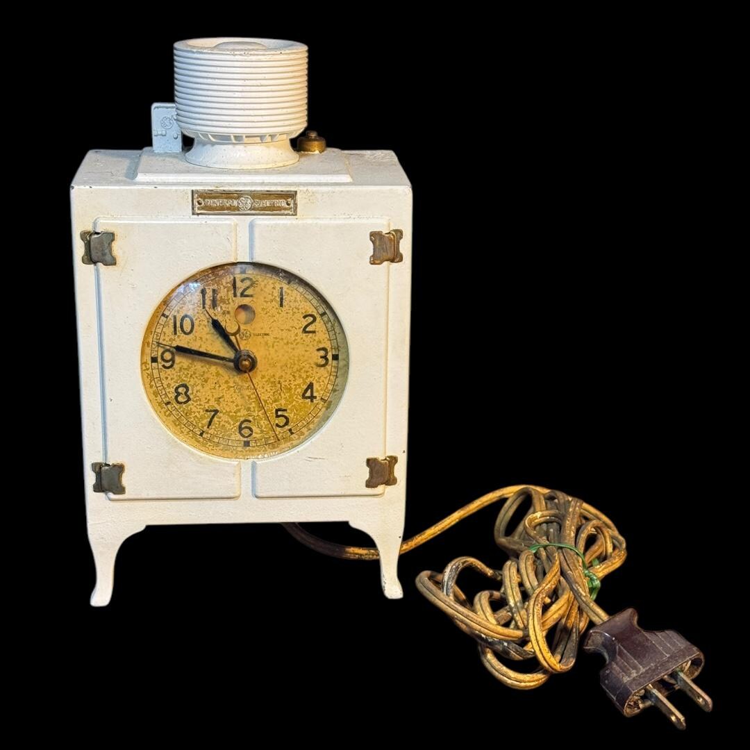 Antique General Electric Refrigerator Clock – Working GE Telechron ...