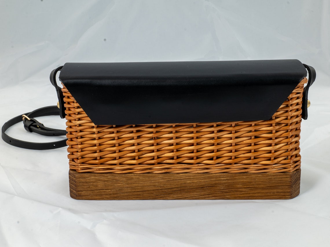 Woven Basket Bag, Wicker Rattan Crossbody Bag. Modern Elegant ...