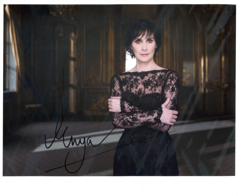 Superb Enya Hand-signed 10 X 8 Photo - Etsy