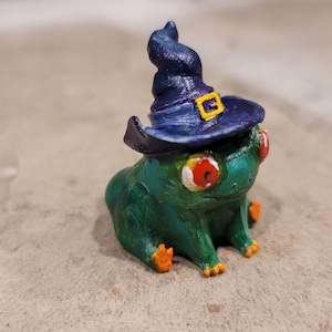Fred the Thicc Frog Wizard - Etsy