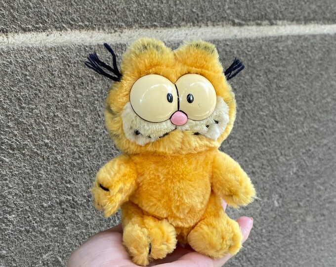 Vintage Garfield Plush Toy 1980 90s Garfield Plushie Soft Stuffed Cat