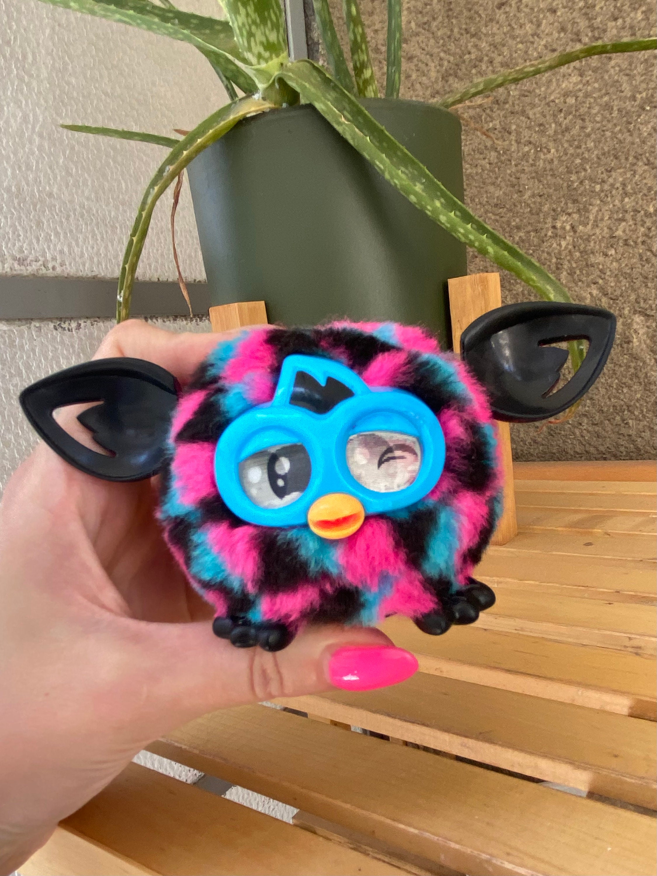 Black Pink Furby Furbling Triangles NOT WORKING Small Furby - Etsy