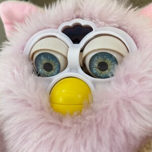 Rare Pink & Beige Furby Fake NON-WORKING With Beautiful Eye Colour ...