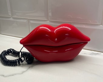 Red Lips Vintage Phone 1980s, Red Pop Art Telephone, Kitsch Phones ...