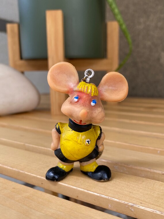 Italian Topo Gigio keychain 1960s, Mario Perego small… - Gem
