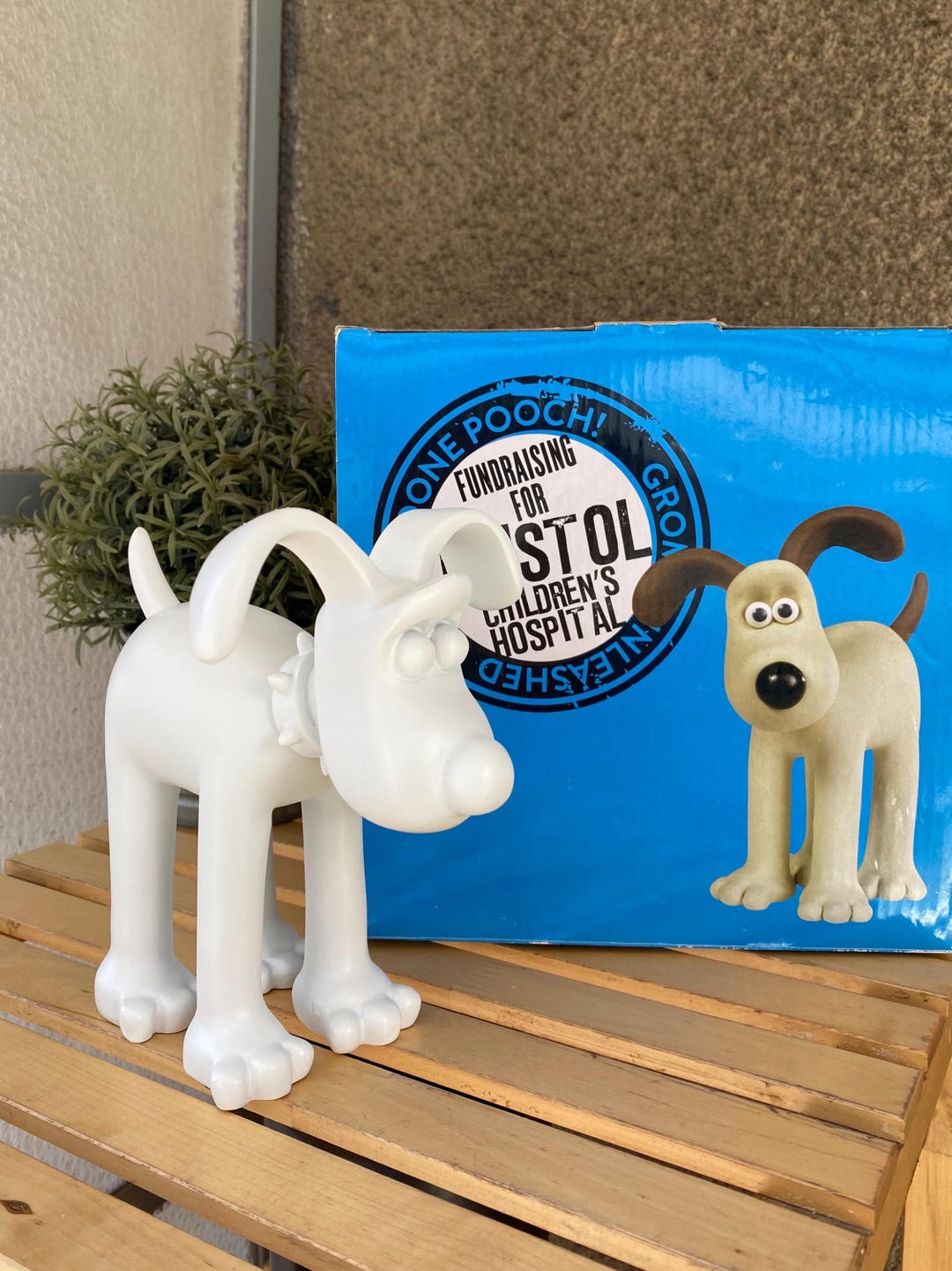 Rare Wallace & Gromit Paint Your Own Gromit Resin White Figurine Unused ...