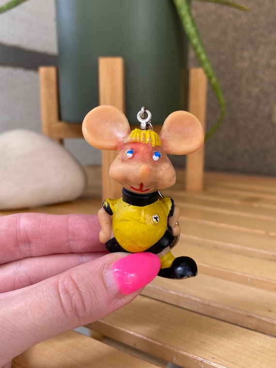 Italian Topo Gigio keychain 1960s, Mario Perego small… - Gem