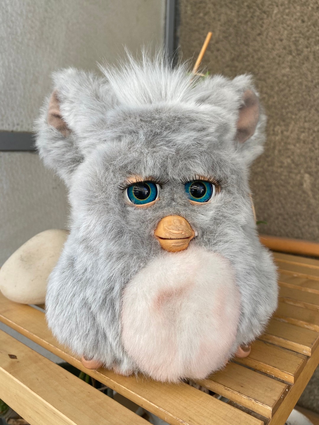 Grey Furby Sleepy Pink Emoto-tronic 2005 WORKING, Furby With Blue Eyes ...