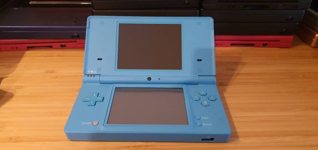 Nintendo Dsi Blue Edition. With 100 Games. Original. Good Condition ...